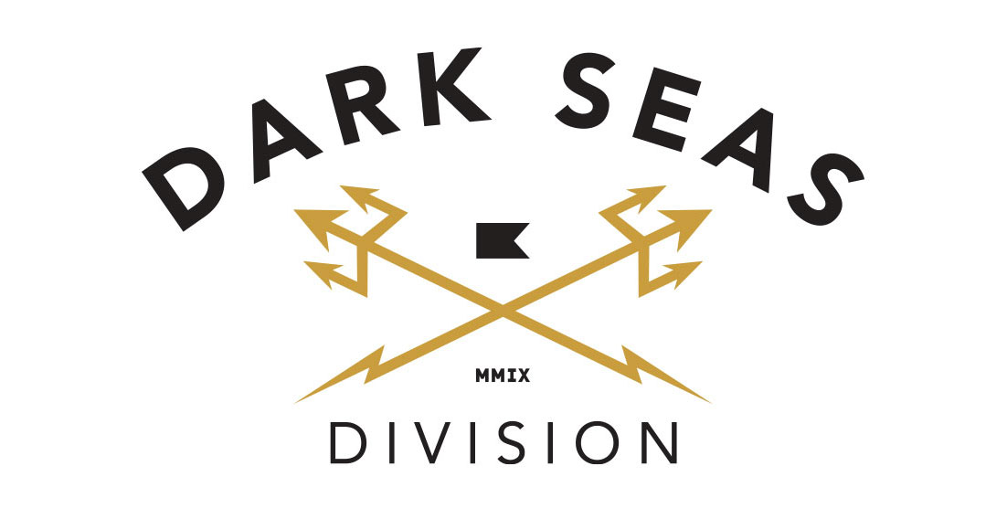 海と共にを生きる“ブルーカラーワーカー”をテーマに展開する《DARK SEAS（ダークシーズ）》とのスペシャルなコラボレーションが実現！ – POLeR | ポーラー